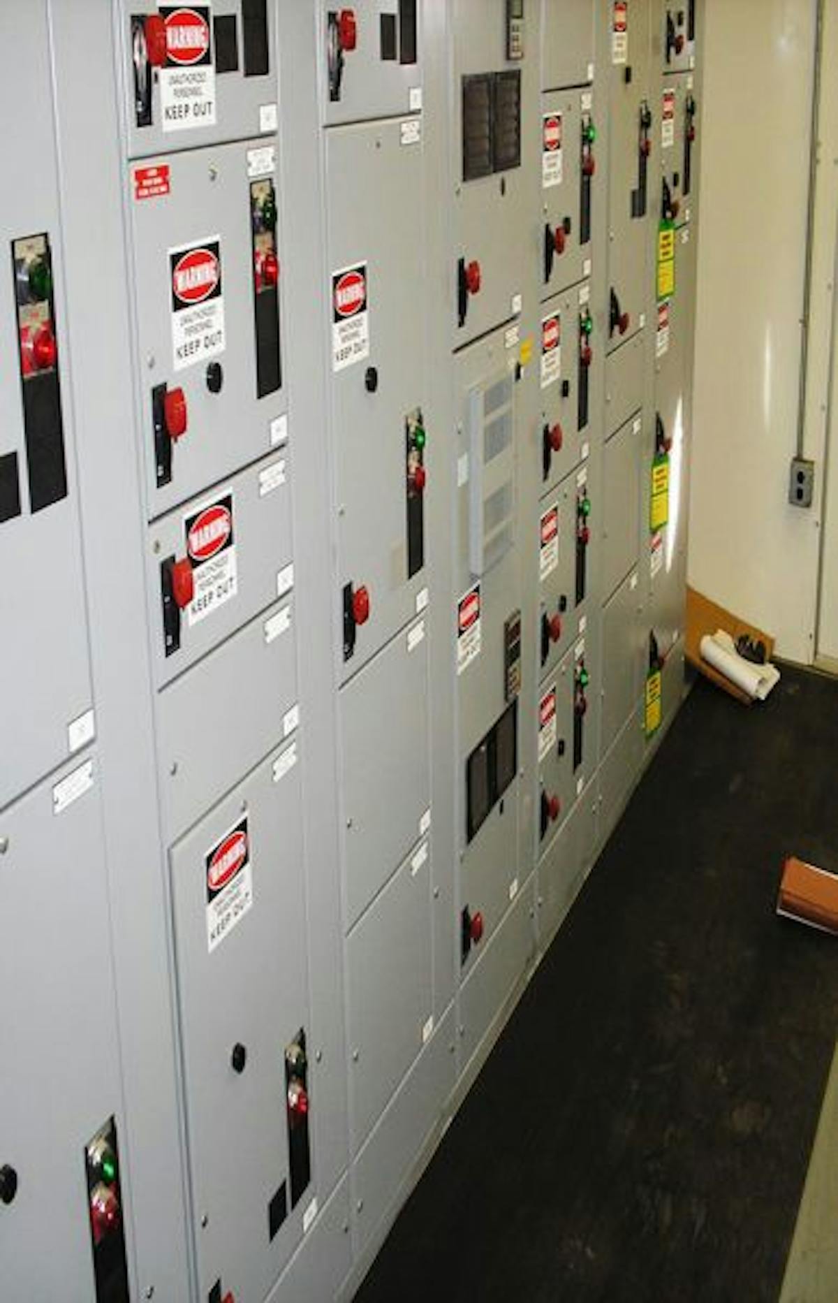 Industrial Building and Structure Disconnecting Means | EC&M