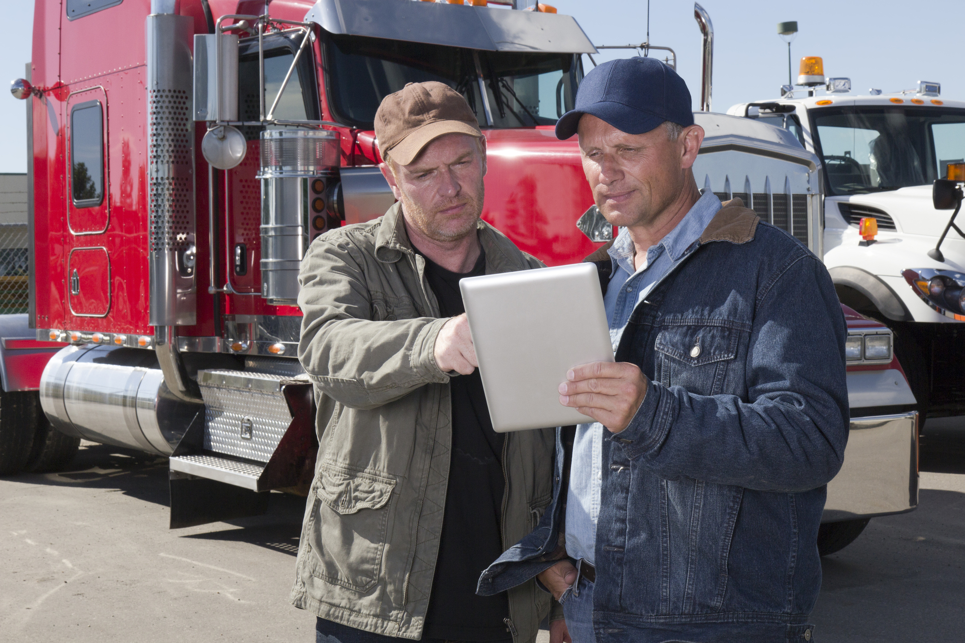 Managing Service Crews in Today’s High-Tech World | EC&M