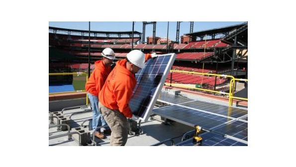 U.S. Solar Energy Jobs Increase by More Than 13% | EC&M