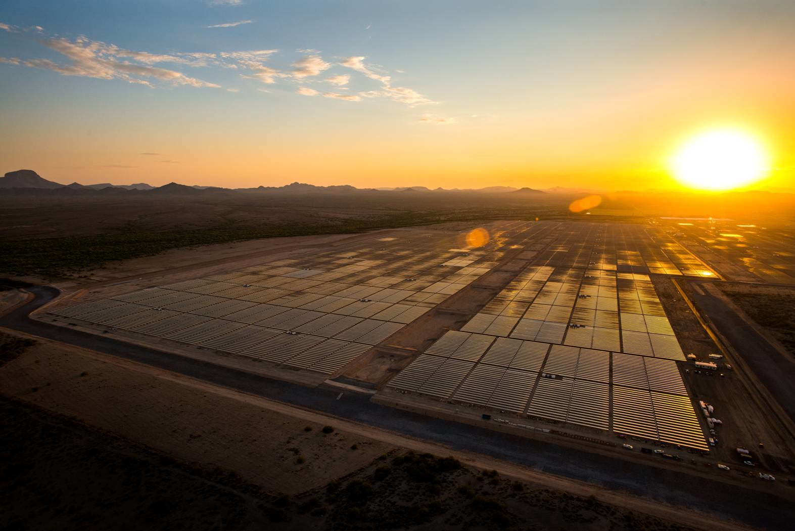 Fluor Completes Construction of Solar Energy Facility in Arizona | EC&M