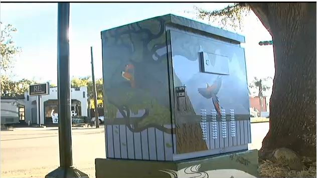 Group Paints Traffic Signal Enclosures | EC&M