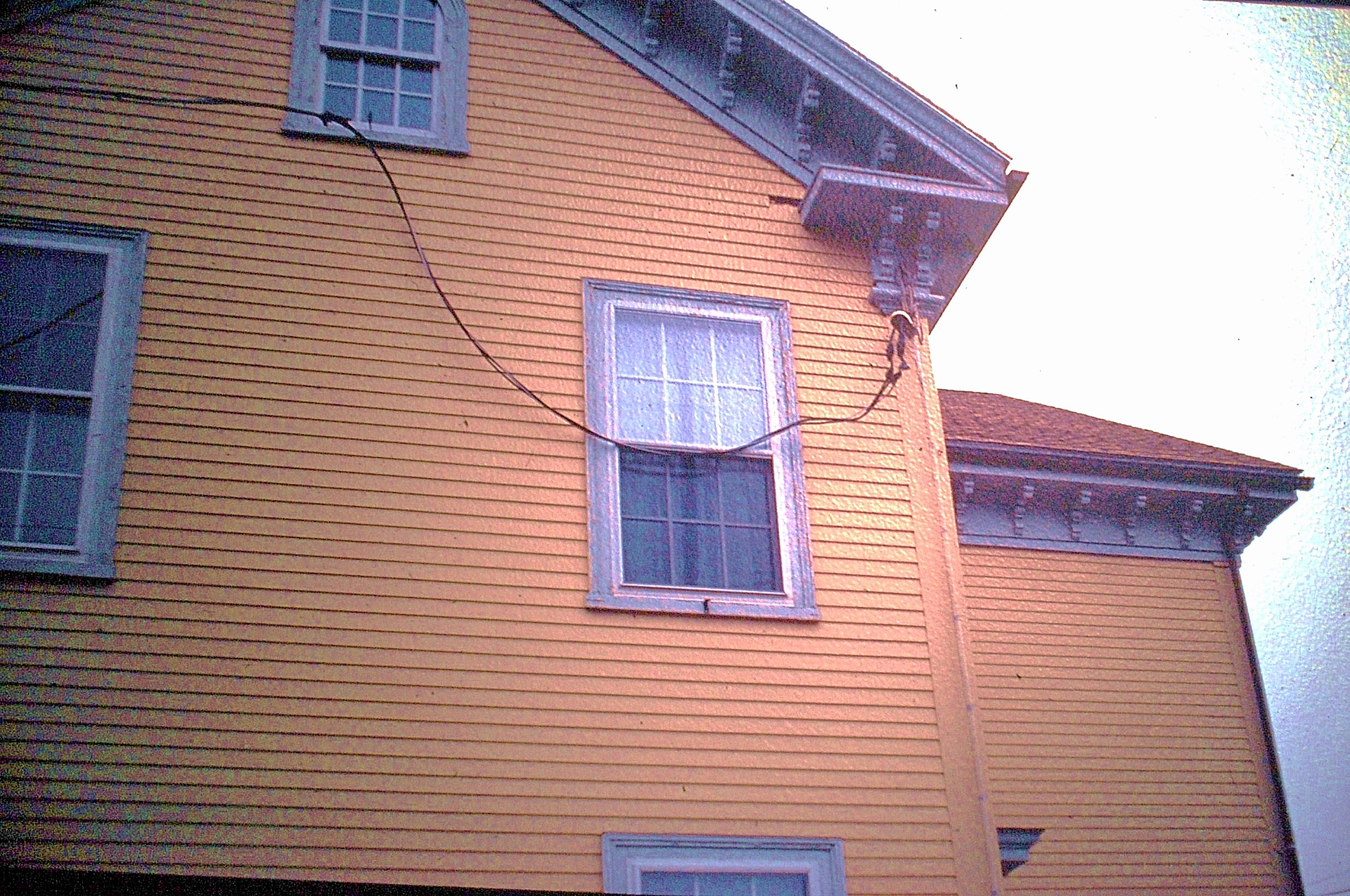 What’s Wrong Here? Hint: Window Pains | EC&M