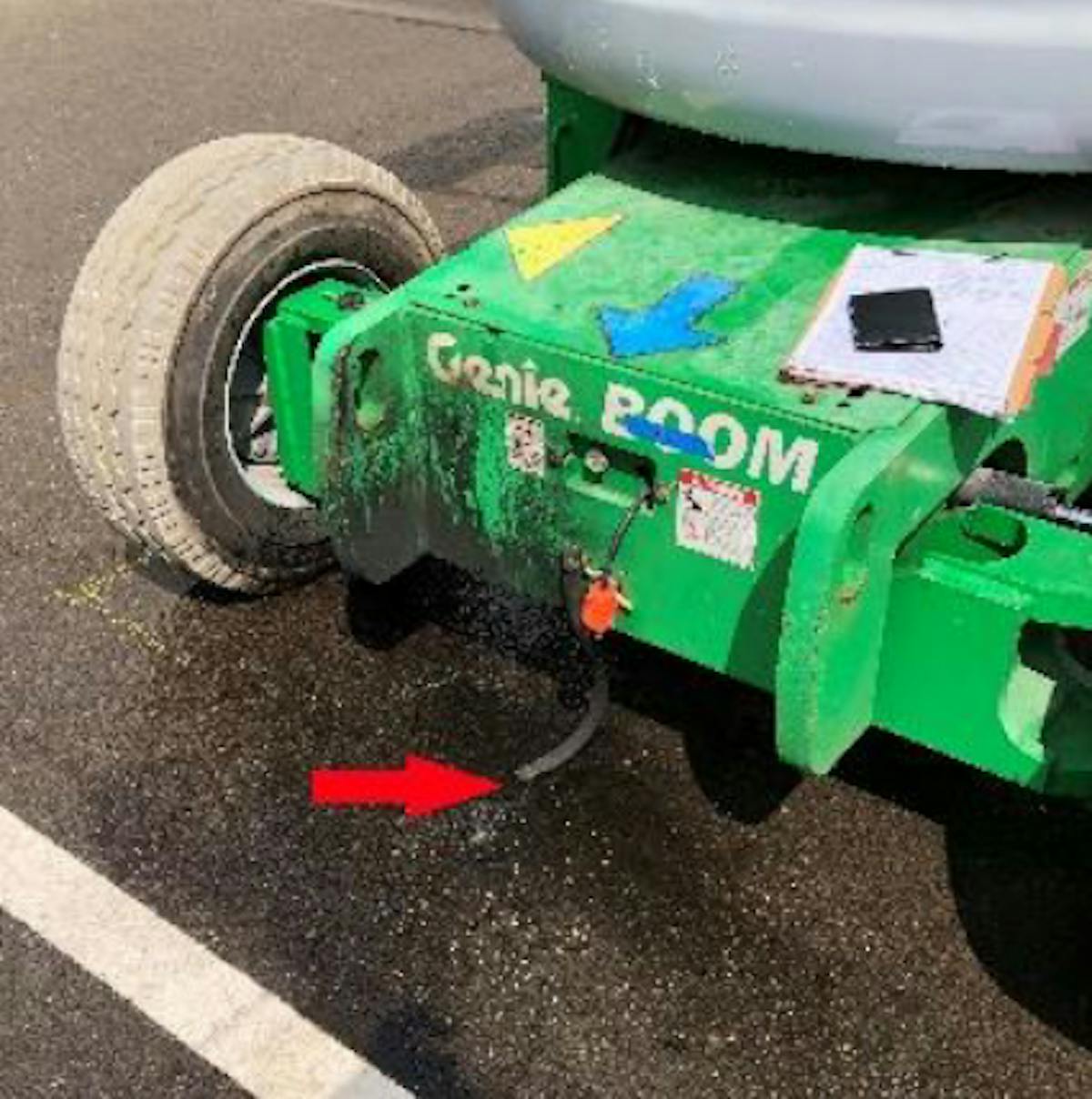 Service Technicians Burned in Power Line Accident | EC&M