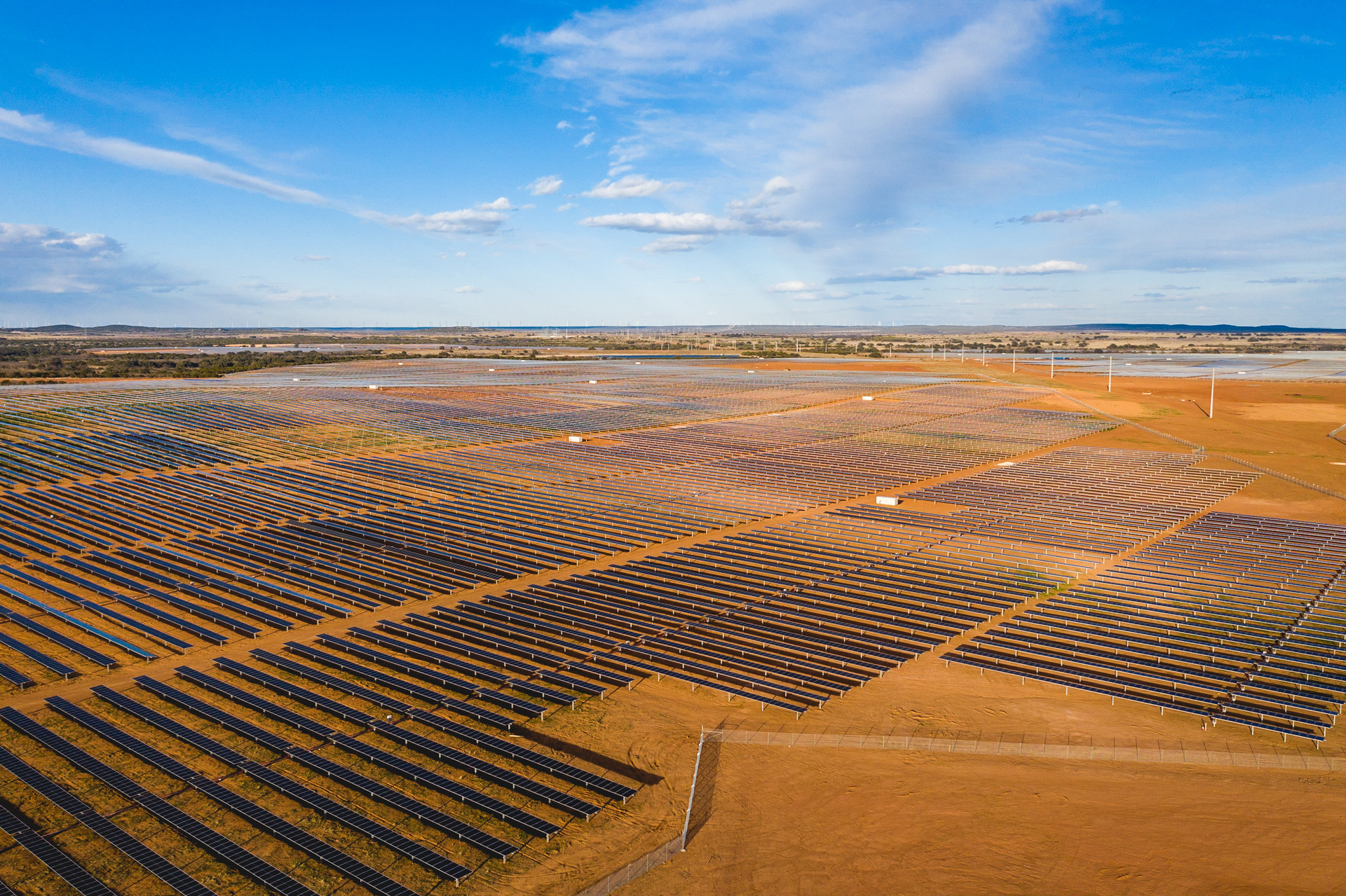 High-Profile Green Projects Power America: Holstein Solar Project | EC&M