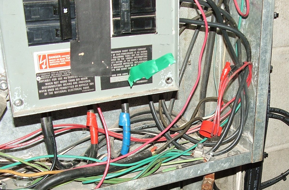 What’s Wrong Here? Hint: Foot Lug Failure | EC&M