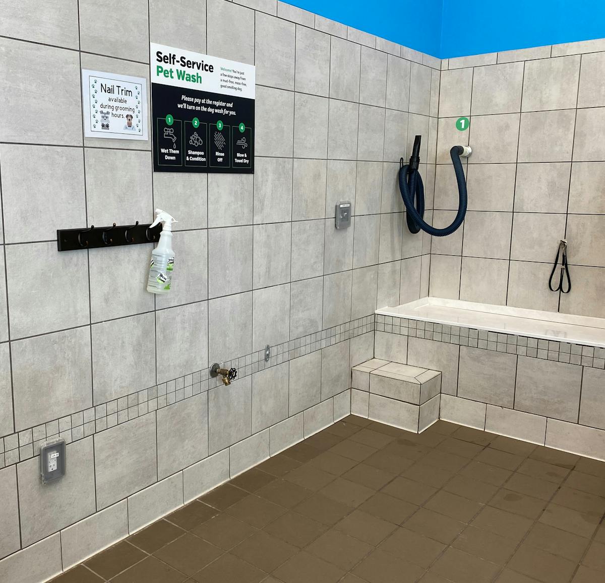 Weather Resistant vs. Weatherproof Receptacles | EC&M