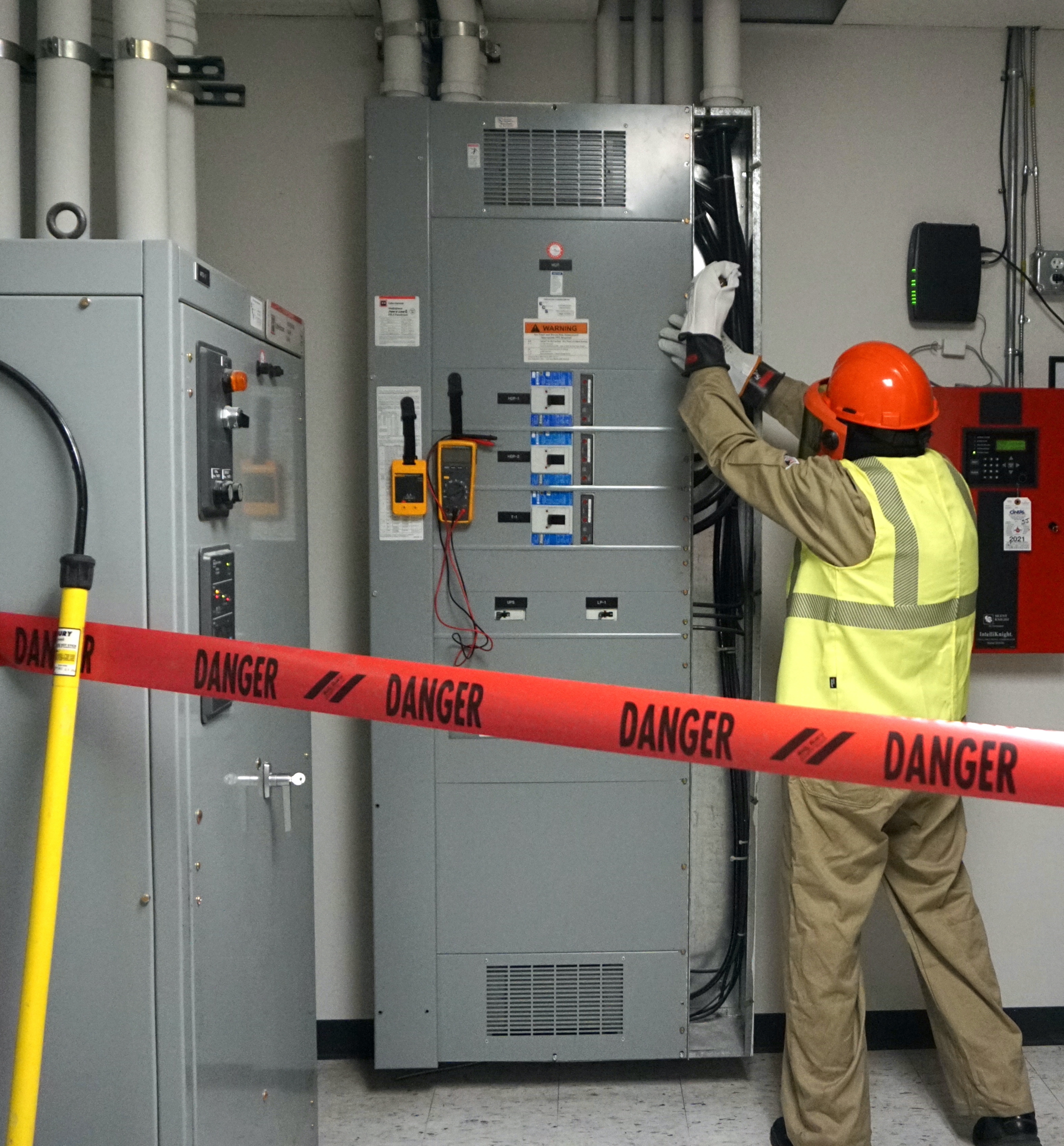 Five Steps for Creating an Electrically Safe Work Condition | EC&M