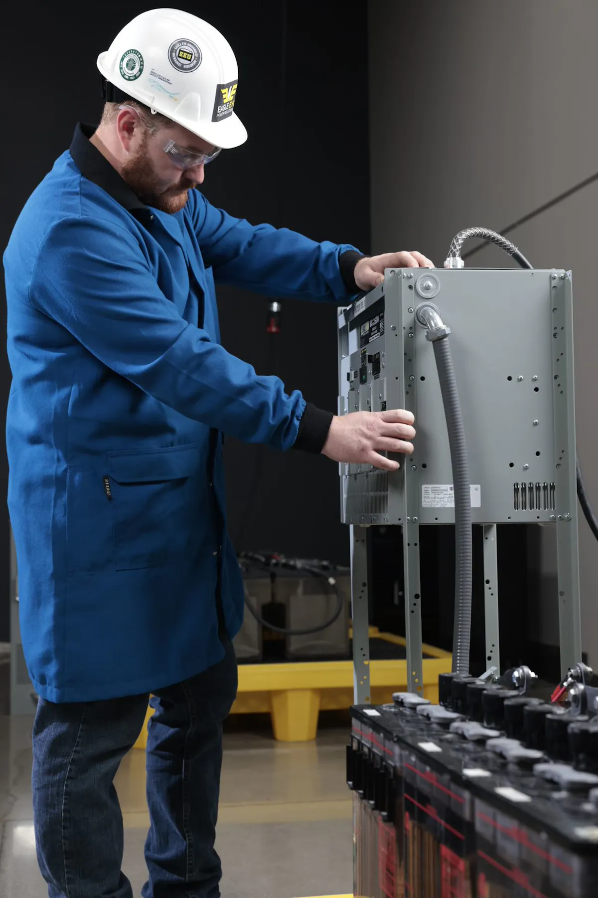Inside the Shortage of Trained Stationary Battery Technicians | EC&M
