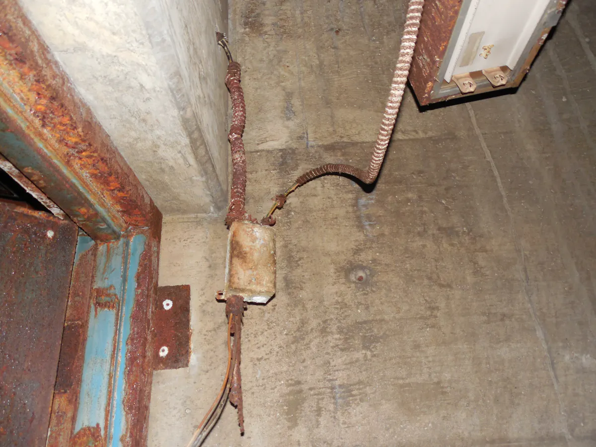 Illustrated Catastrophes: Rusted Raceways | EC&M